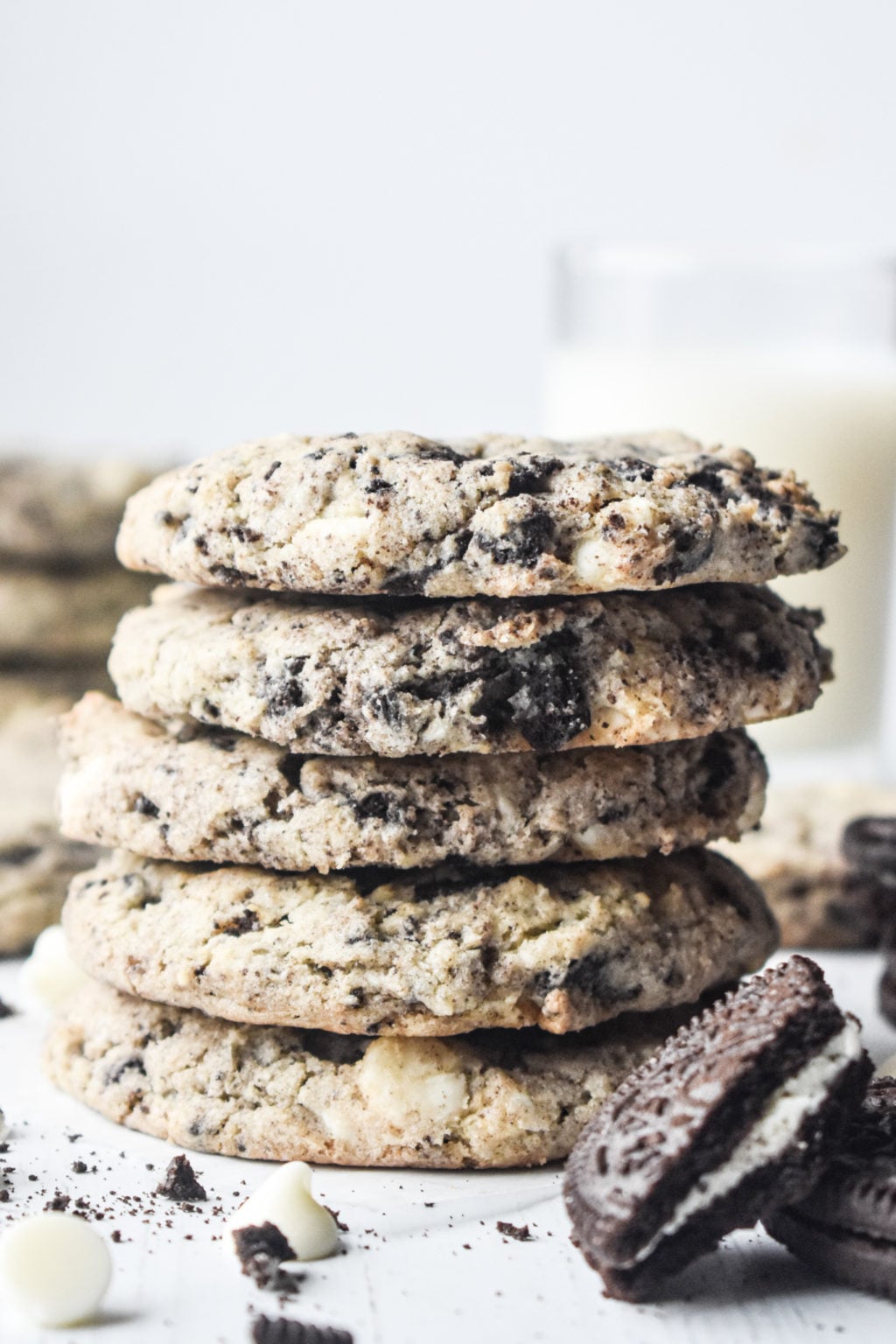 Cookies & Cream Cookies • Dance Around the Kitchen
