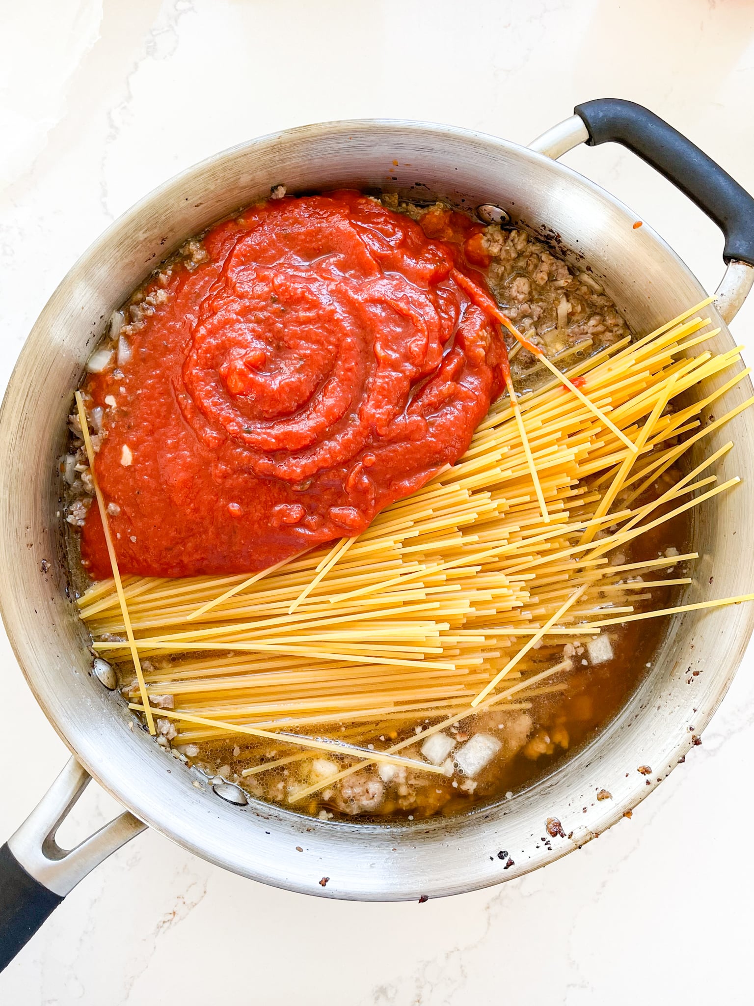 One Pot Million Dollar Spaghetti • Dance Around the Kitchen