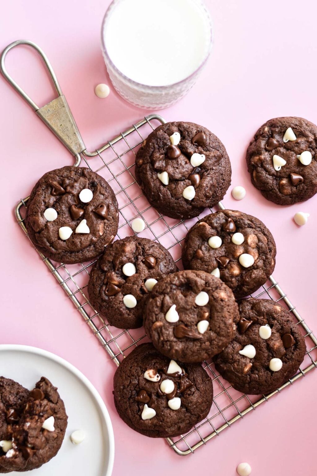 The BEST! Chocolate Cookies with White Chocolate Chips