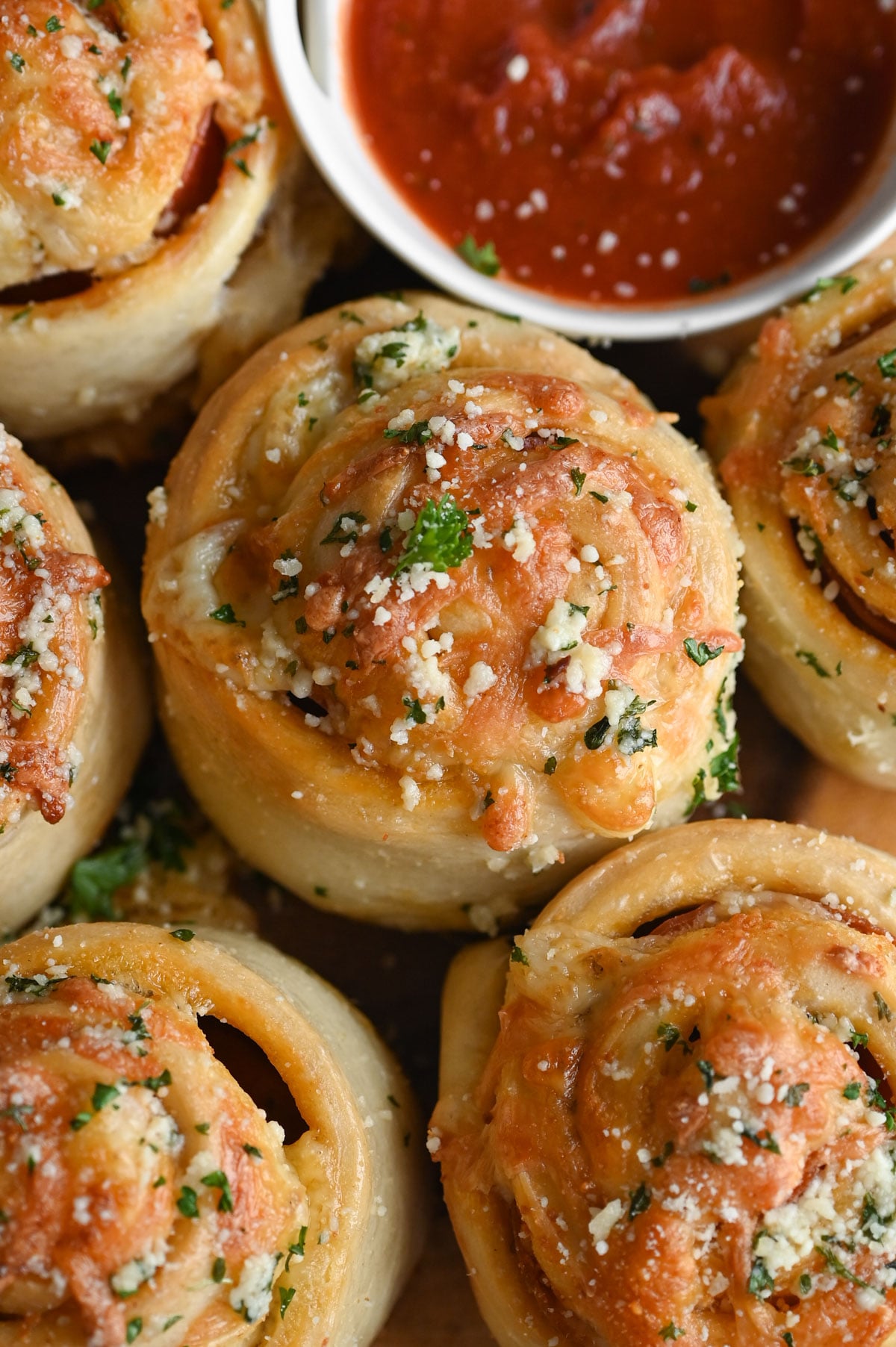 Easy Cheesy Pepperoni Rolls